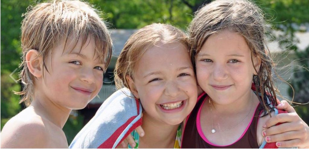 Sommarläger - Breviksbadet | Monas Simskola